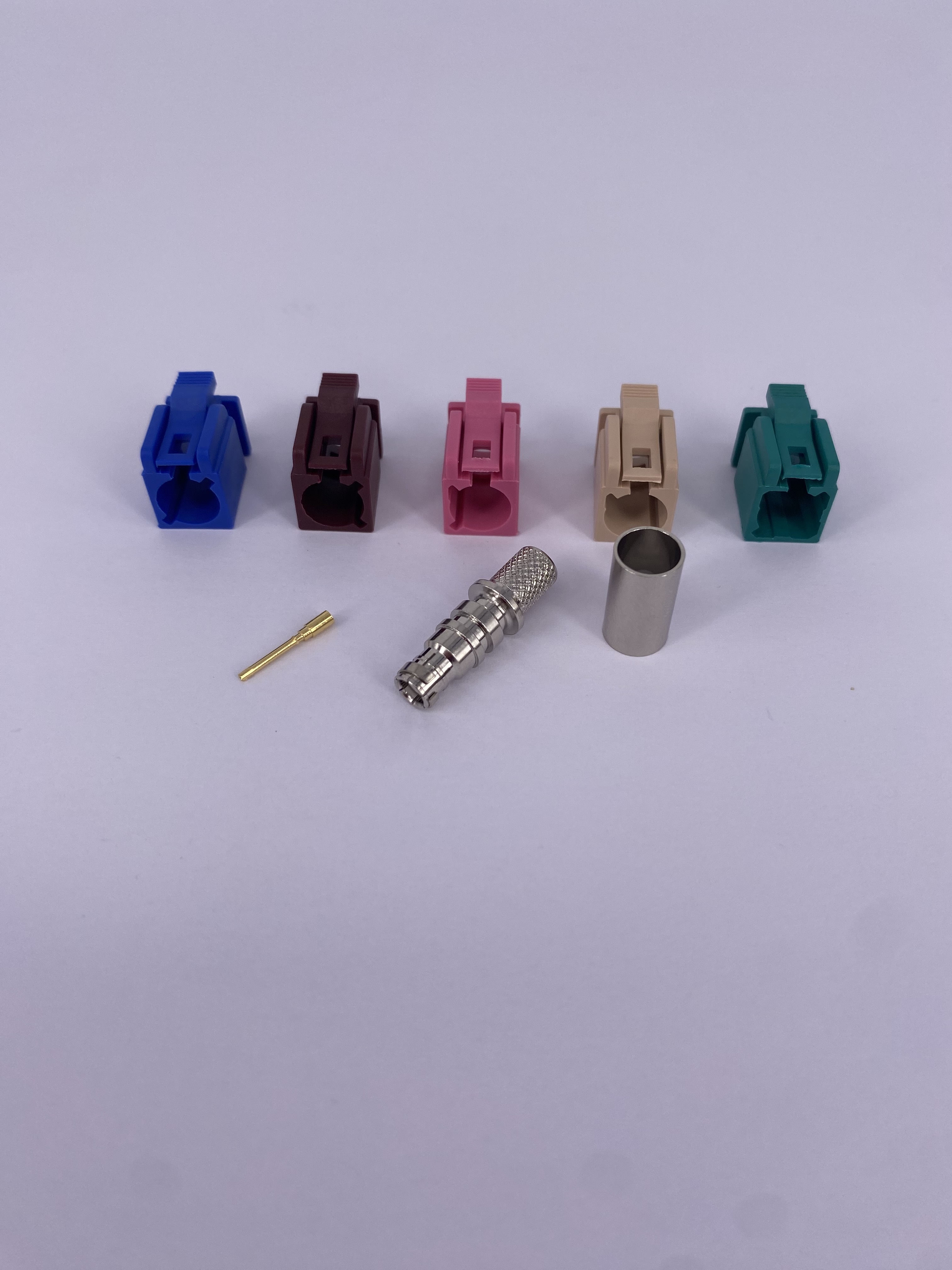 FAKRA female connectors | Malux Sweden AB